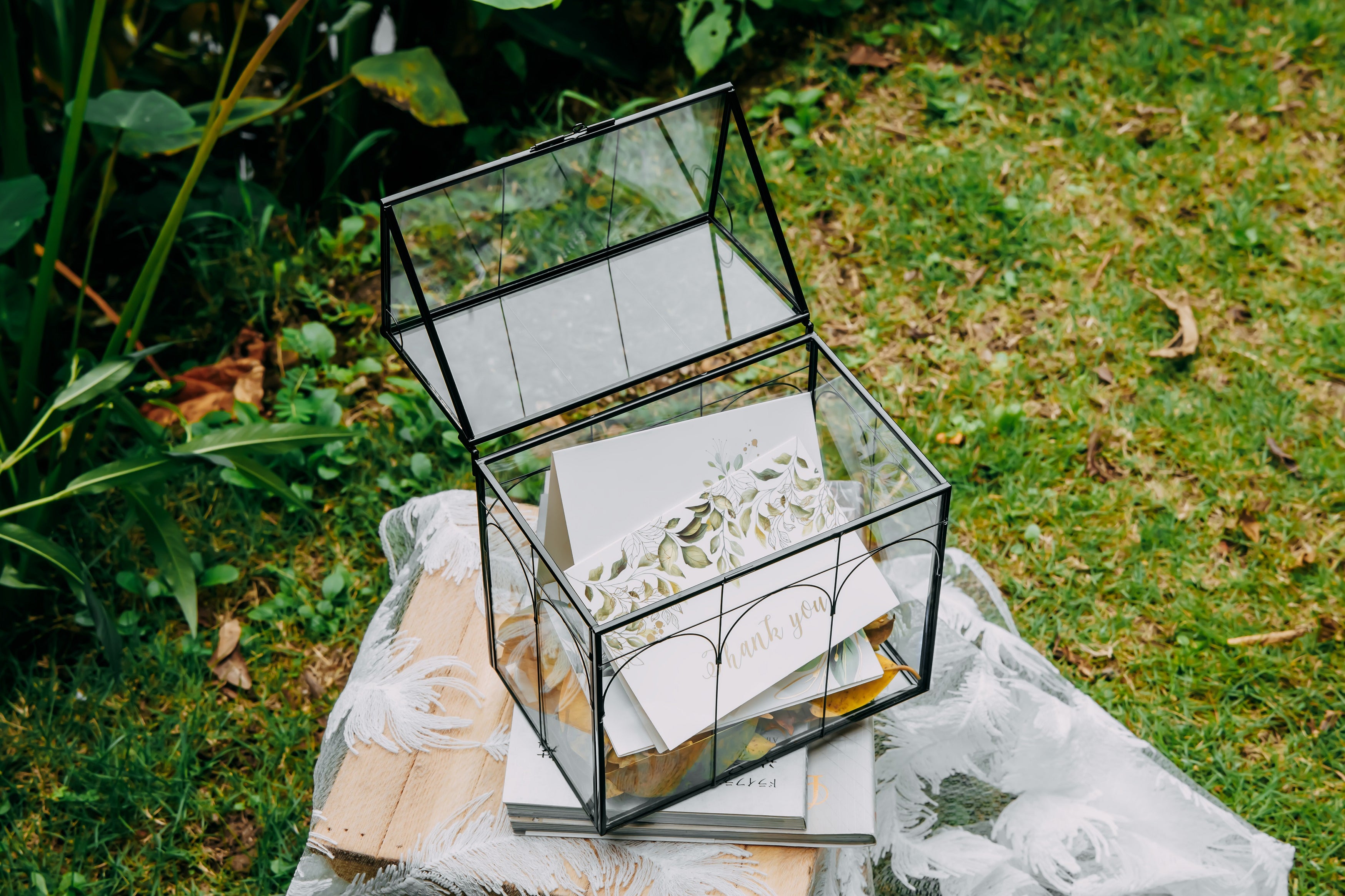 Vintage House Glass Geometric Terrarium Card Box Black — NCYPgarden